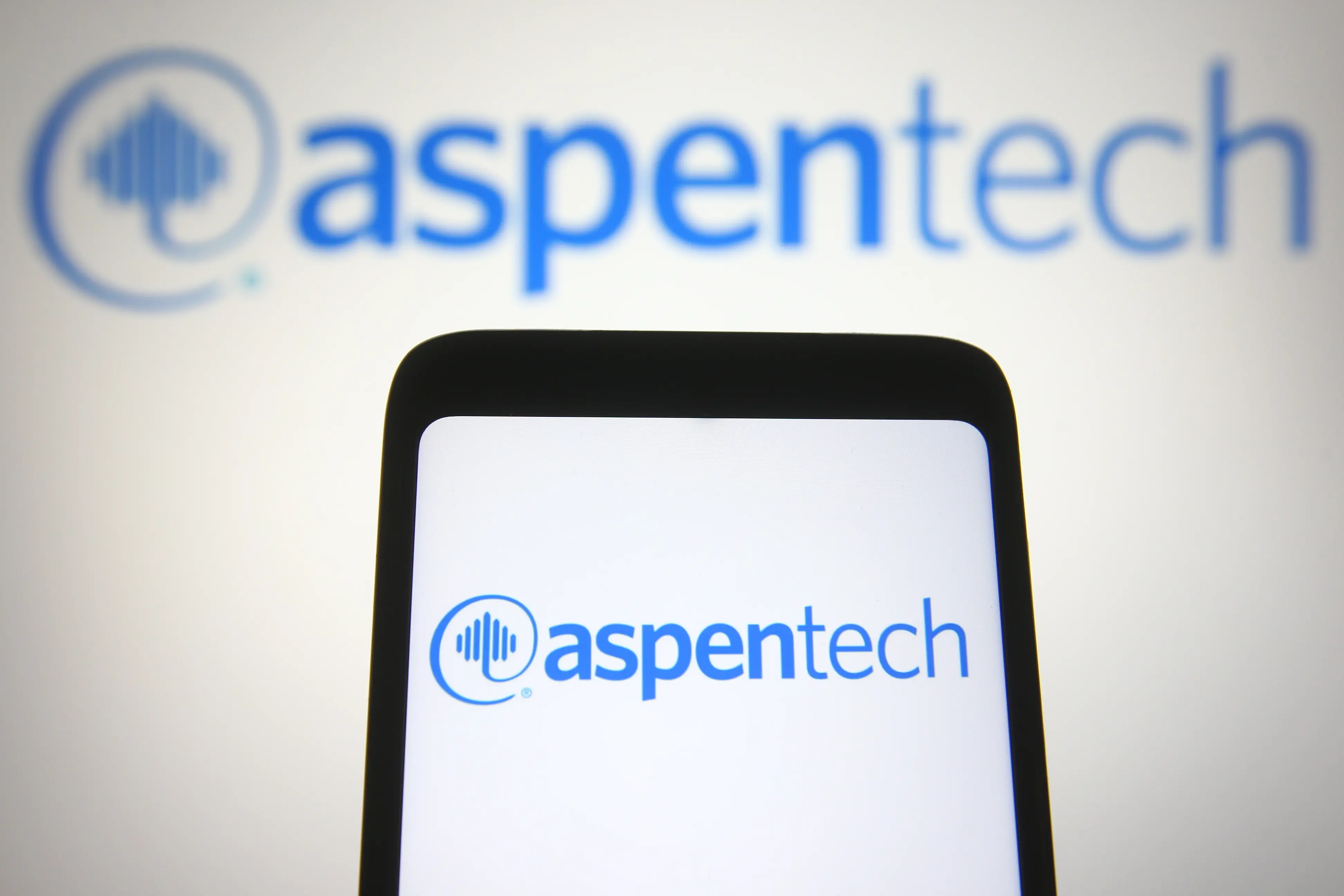 Aspen Technology unveils microgrid system for power