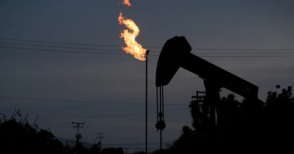 US Allows Oilfield Contractors to Go to Work in Venezuelan Fields