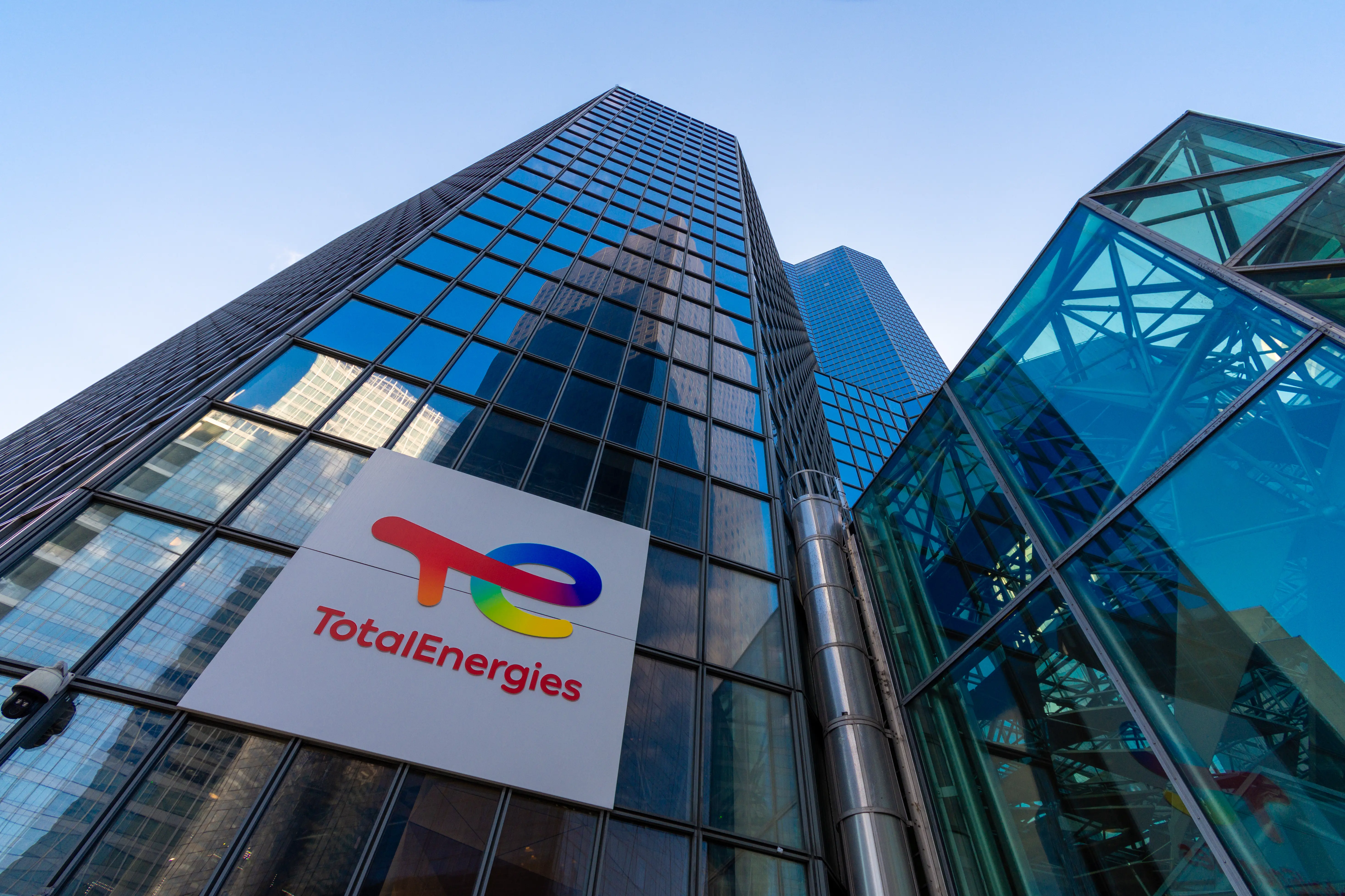 TotalEnergies strengthens its position in the UAE by taking