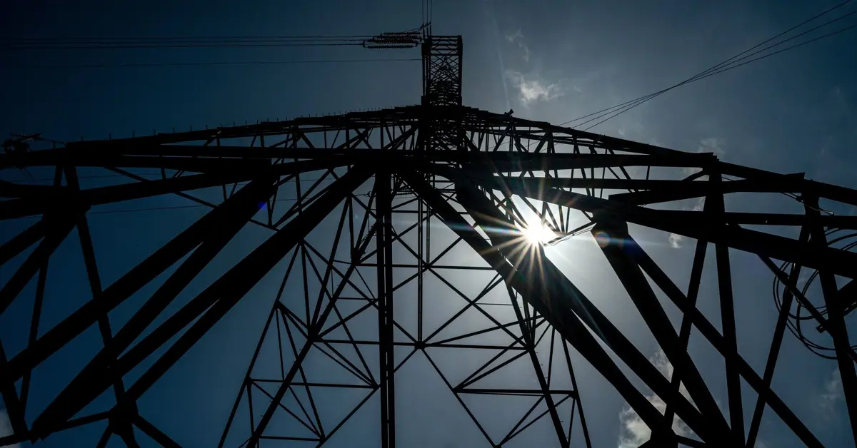 Trafigura Hires Ex-Mercuria Trader to Focus on US Power Deals