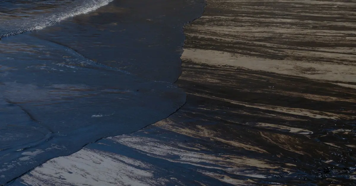 Tonga Eruption Gets Blame for Peru Oil Spill 6,800 Miles Away