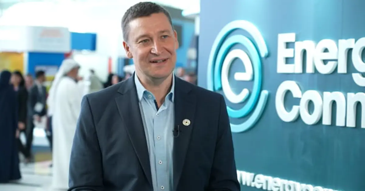 Advancing resilient solutions in an evolving energy landscape