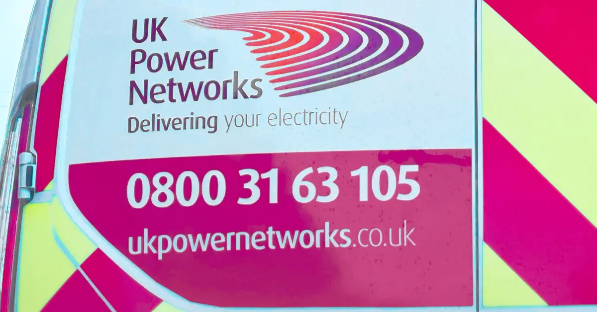 Engie Jumps After £10.5 Billion Deal to Buy UK Power Networks