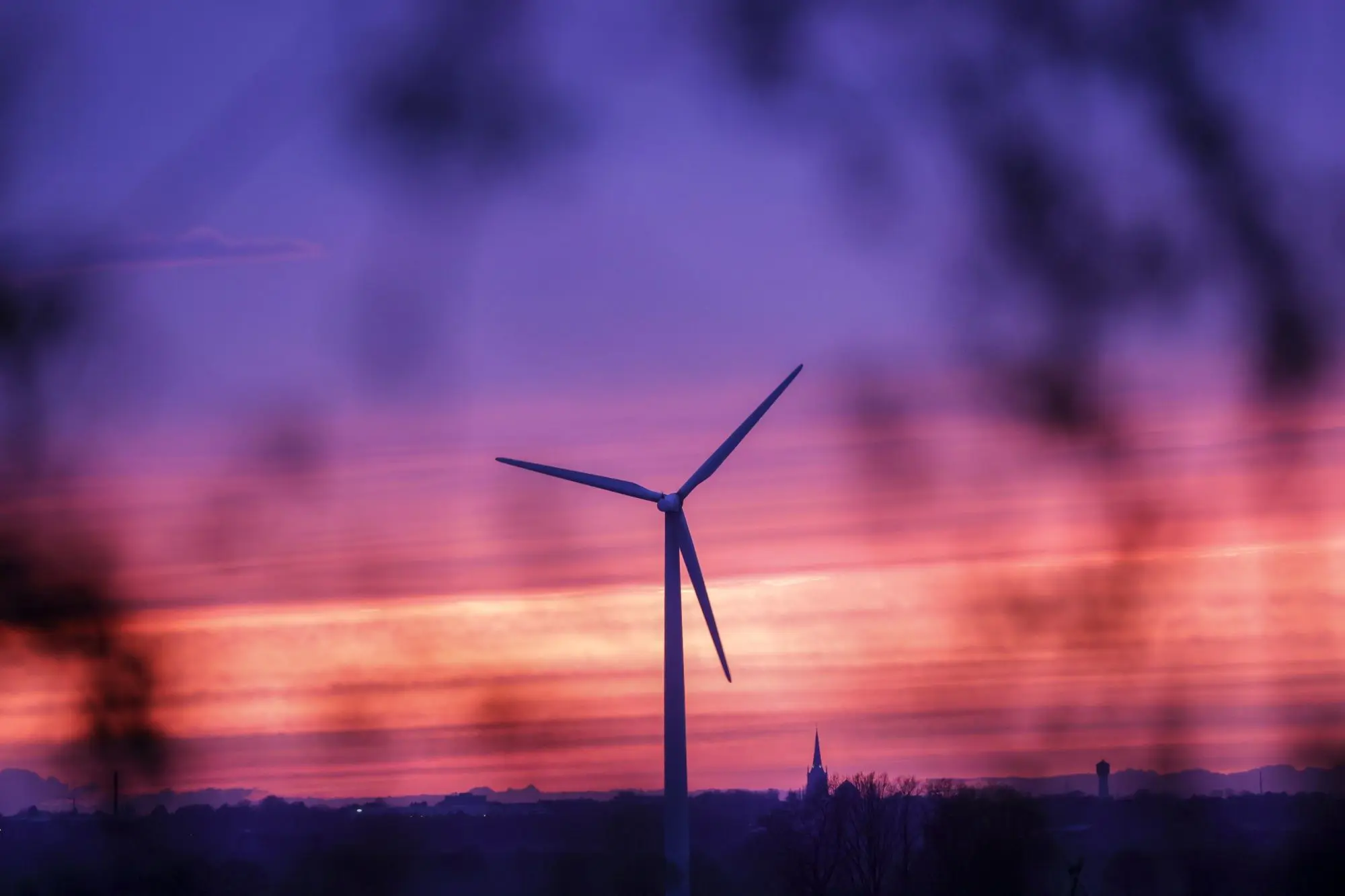 RWE to Buy Con Edison Clean Energy Unit for $6.8 Billion