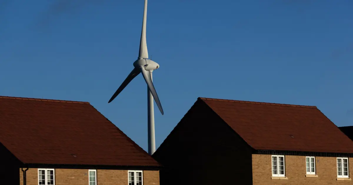UK Green Subsidies Need Revamp to Meet Net Zero, SSE CEO Says