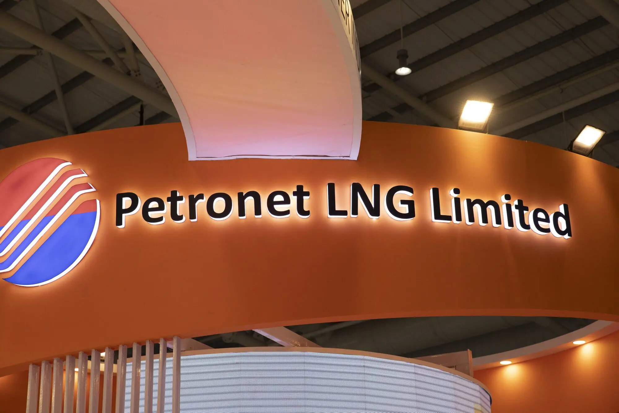 India’s Petronet Likely to Renew Qatar LNG Contract in