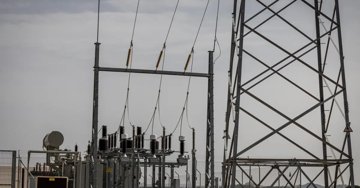 EU Calls on Spain to Cut Gas Use for Stability Post-Blackout