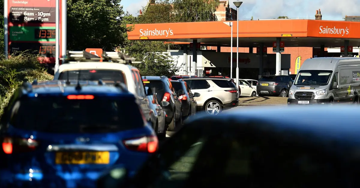 Retail Fuel Shortages Meet Power Crunch in U.K.: Energy Crisis