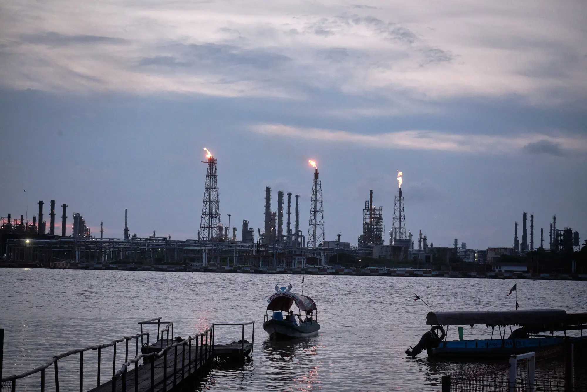 SpaceX Will Launch a Methane Satellite to Hold Super