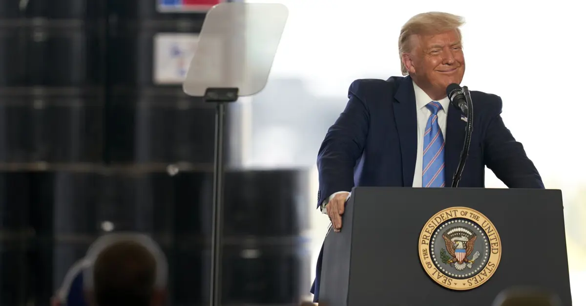 Donald Trump Is the Oil and Gas Industry’s Top Choice for President