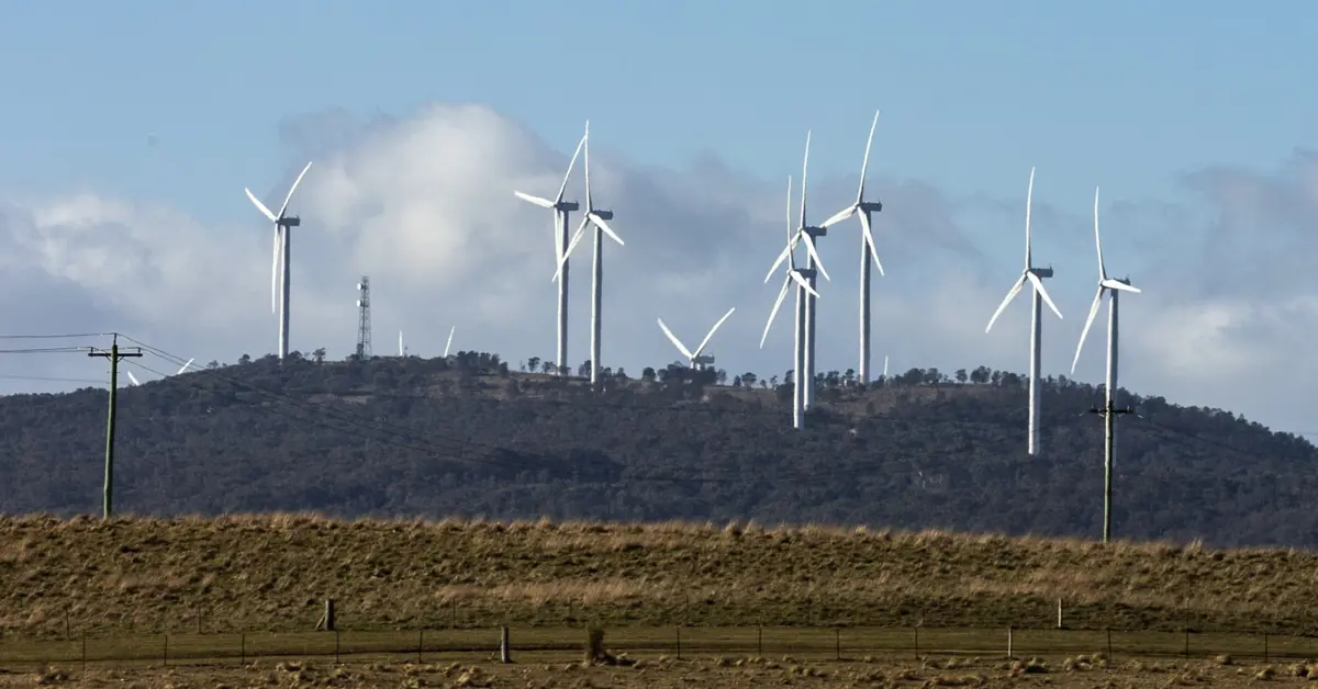 Australian Grid Sees Lower Risk of Power Crunch in Next Decade