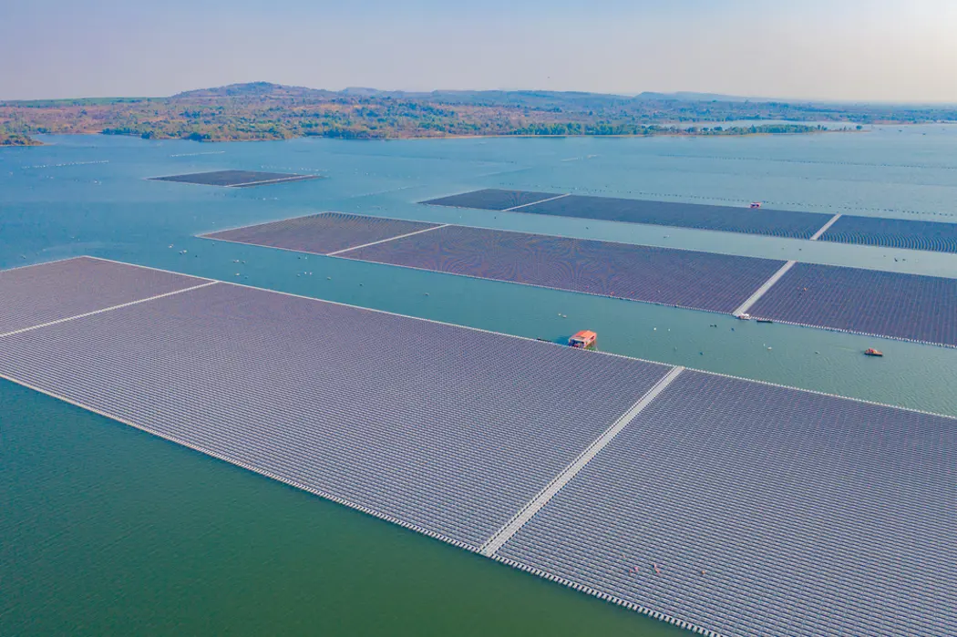 Singapore reveals another floating solar panel farm