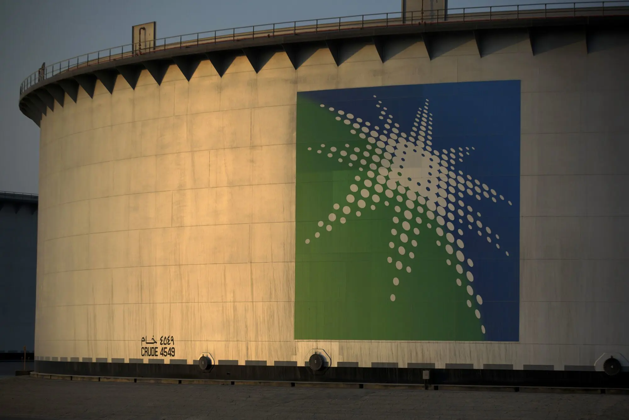 Aramco Cuts World’s Biggest Dividend in Blow to Saudi Budget