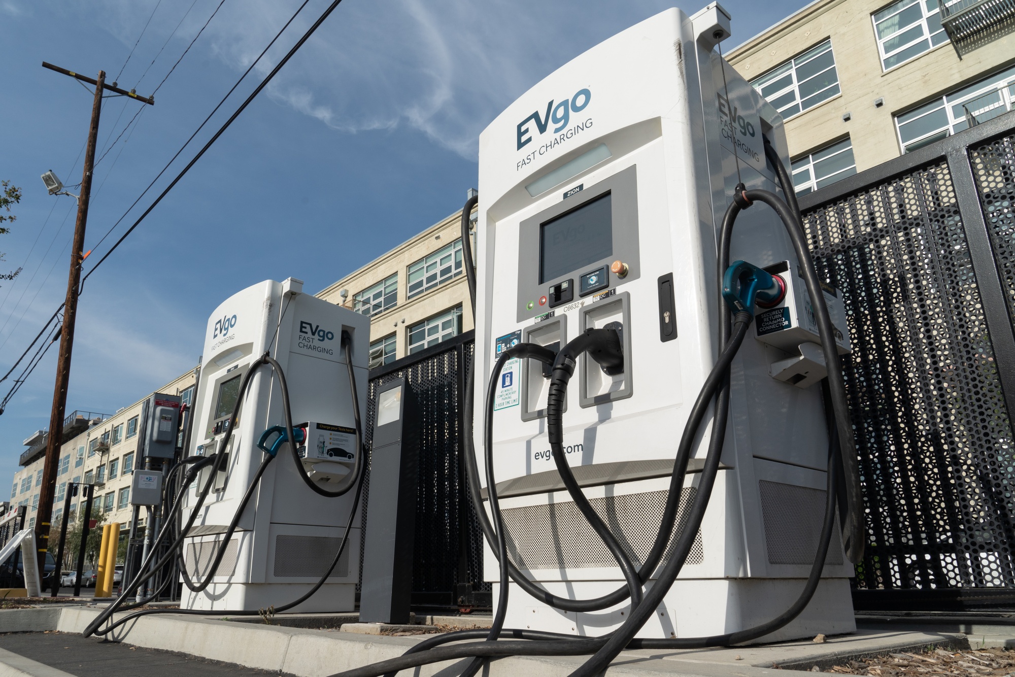 Electric chargers near me store