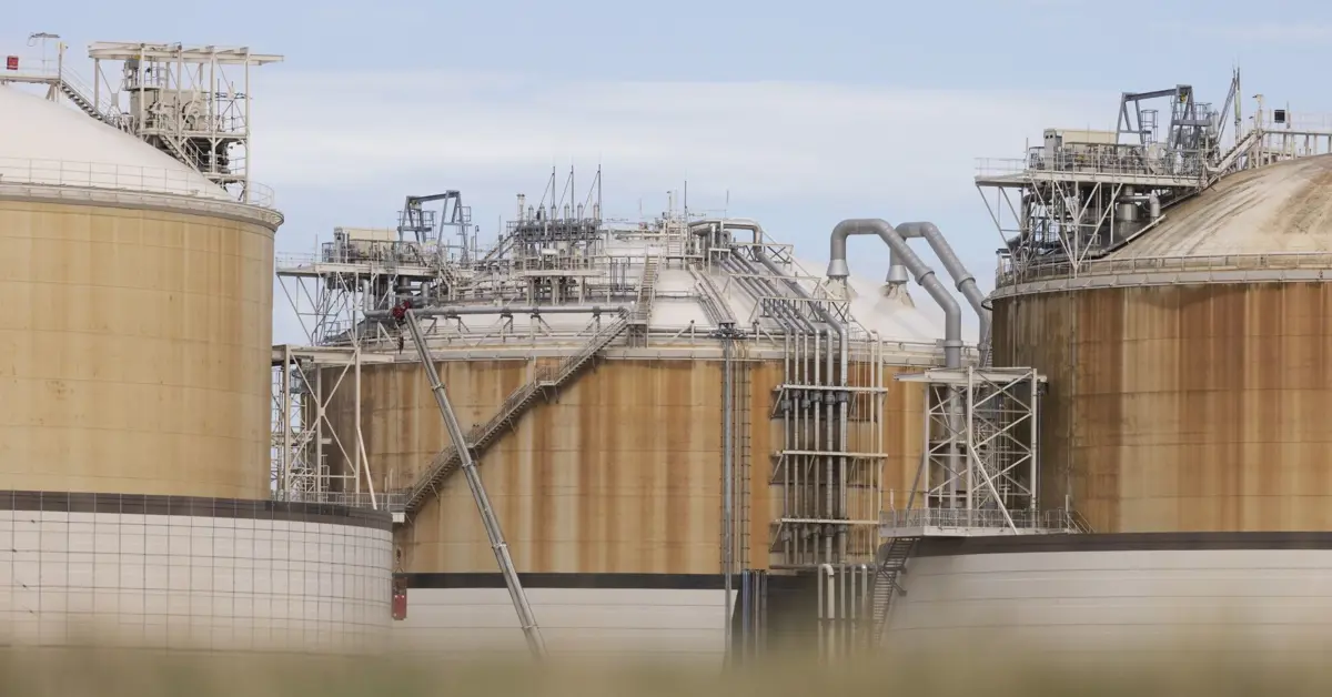 European Gas Jumps 13% as Unplanned Norwegian Outages Cut Supply