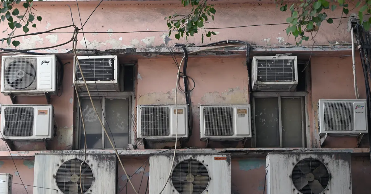 India Plans Air Conditioner Temperature Rules to Save Power